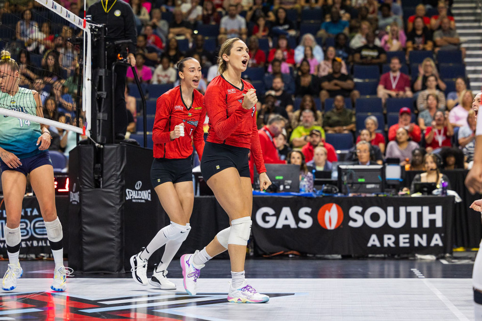 Vibe Sweep Thrill in Sunday Home Stand - Major League Volleyball