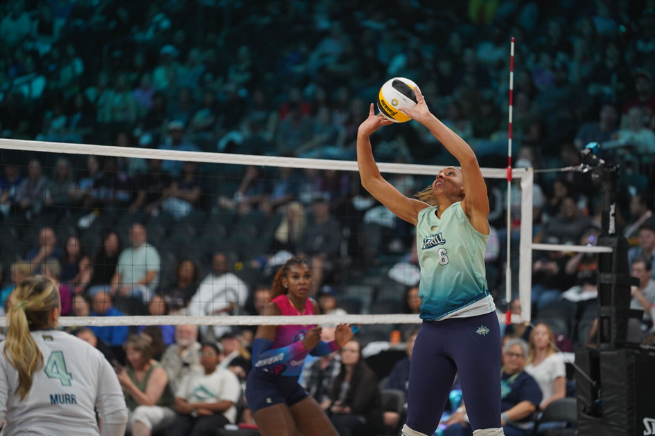 Vegas Thrill’s Glass Childress Earns Weekly Honor - Major League Volleyball