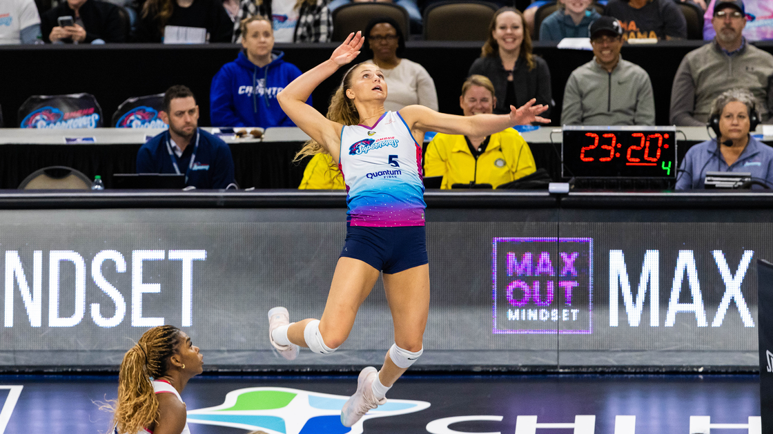 Supernovas Battle Vibe on Banner Night for 2025 Season Opener; Hit the ...