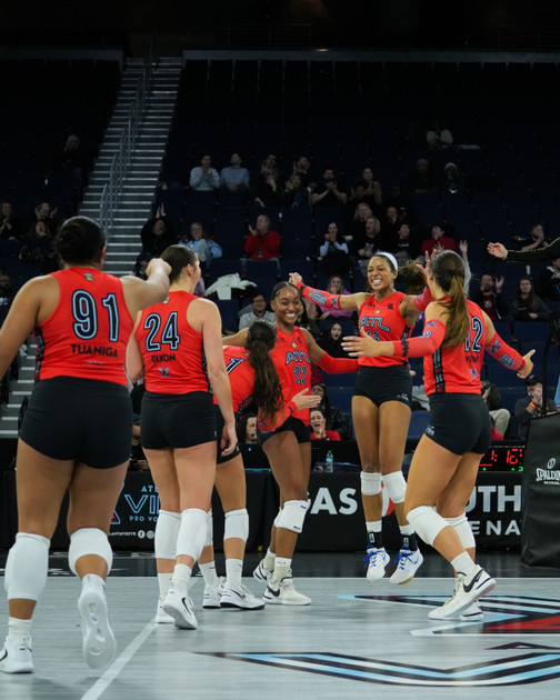 Vibe Down Thrill in Four Set Match - Major League Volleyball