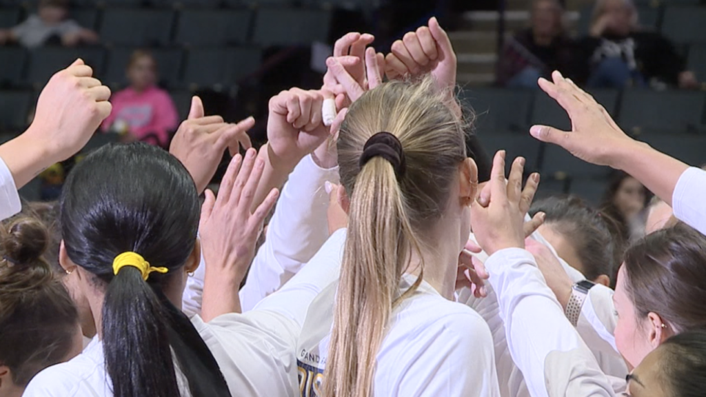 GR Rise Host Open Practice And Youth Camp - Major League Volleyball